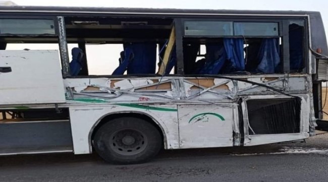 Un décès et plusieurs blessés suite à une collision entre un camion et un bus - Arabeque